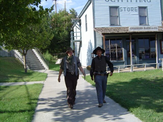 Kansas - Dodge City - Boot Hill Gun Fight